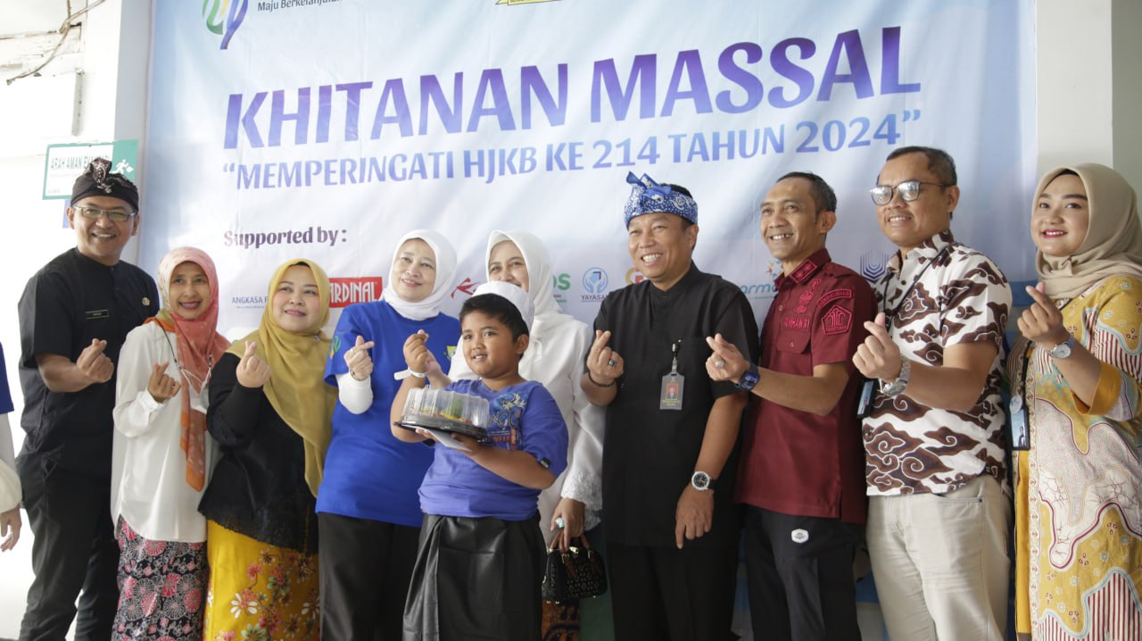 RSUD dan Dinsos Kota Bandung Gelar Khitanan Massal Gratis dalam Rangka HJKB ke-214