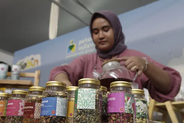 Racikan Minuman Teh Segar Dari Artisan Sila Tea House