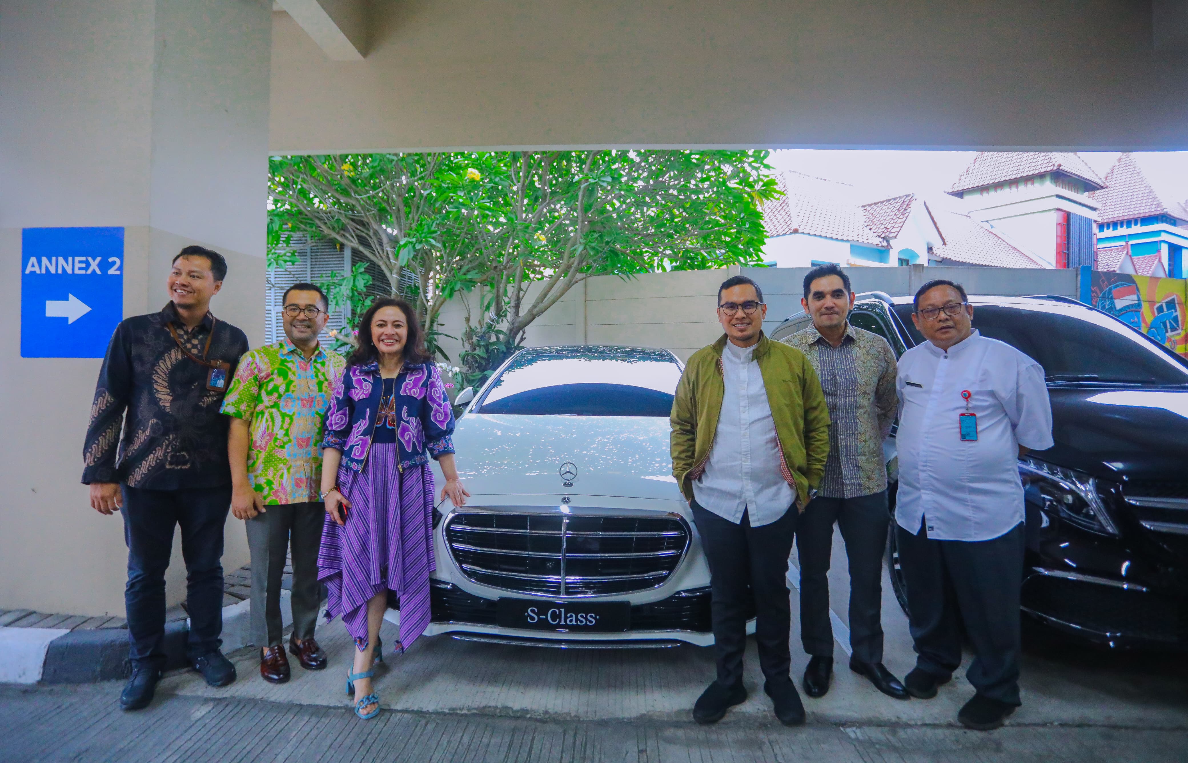 Gandeng Mercedes-Benz, RS Premier Bintaro Terus Kembangkan Program ...