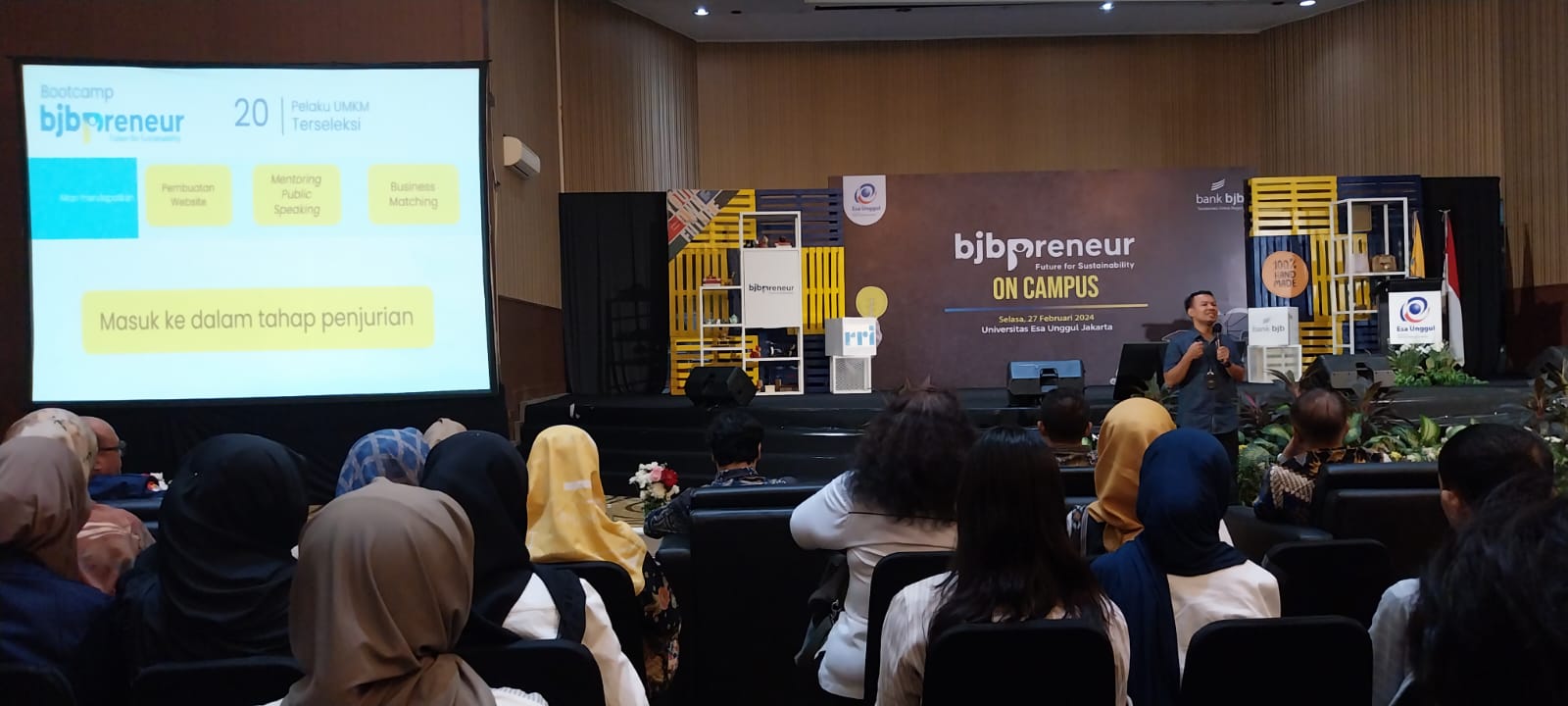 bjbPreneur on Campus Universitas Esa Unggul, Bisnis Berkelanjutan untuk ... bjbPreneur on Campus Universitas Esa Unggul, Bisnis Berkelanjutan untuk ...